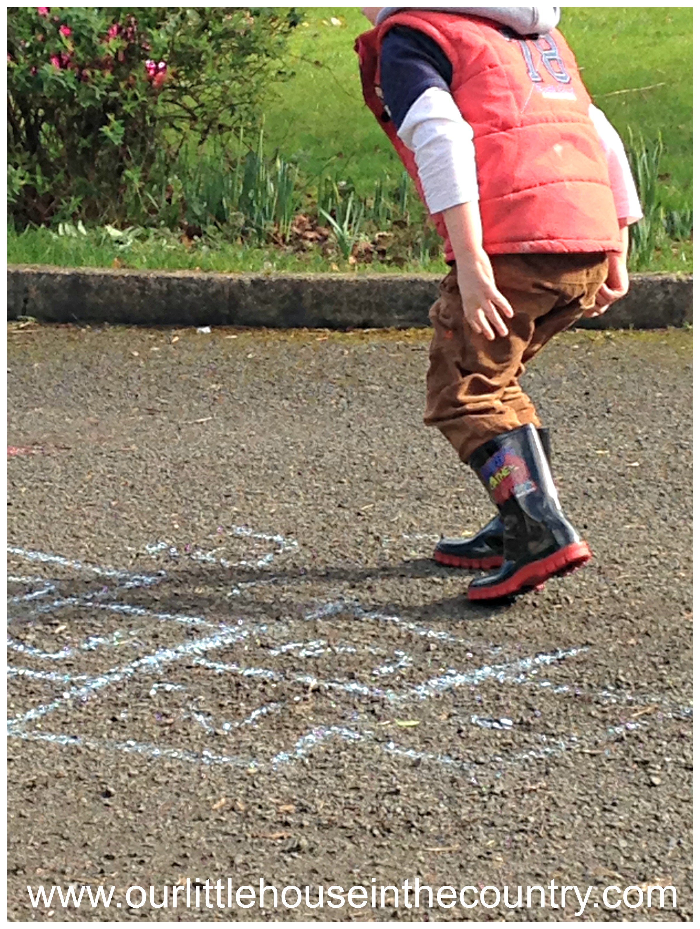 20 Outdoor Games for Children – Our Little House in the Country